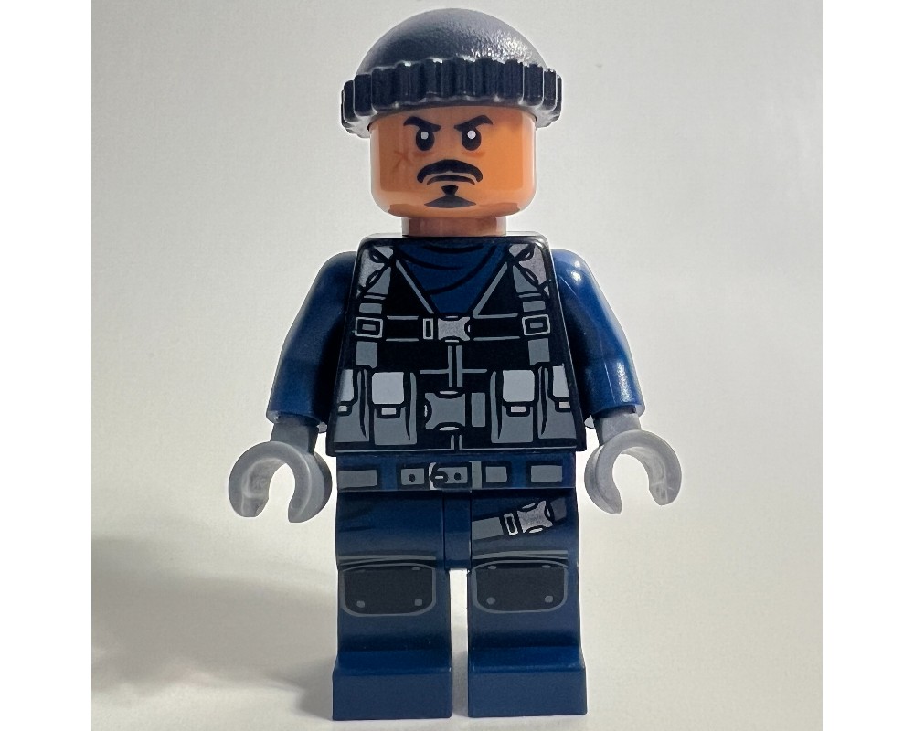 LEGO Set fig-006006 Guard in Black Hat | Rebrickable - Build with LEGO