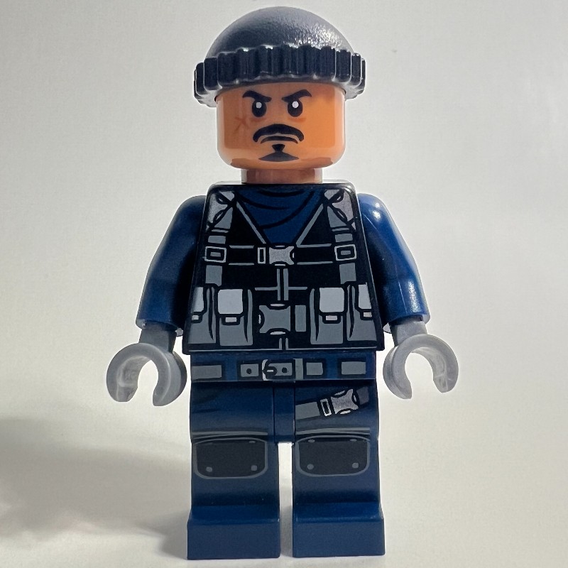 LEGO Set fig-006006 Guard in Black Hat | Rebrickable - Build with LEGO