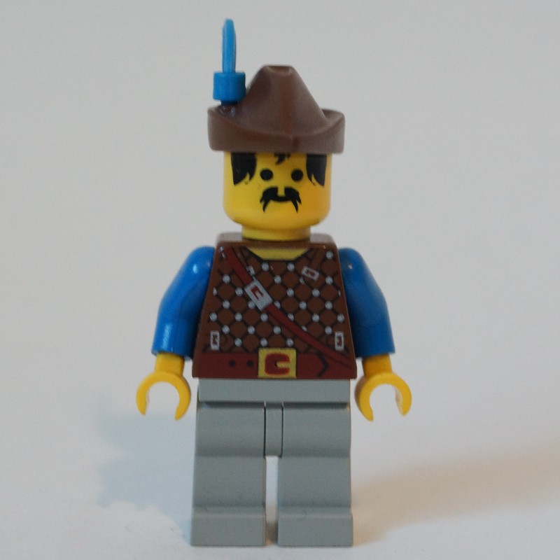 LEGO Set fig-006876 Forestman (Dark Forest) - Brown Hat | Rebrickable ...