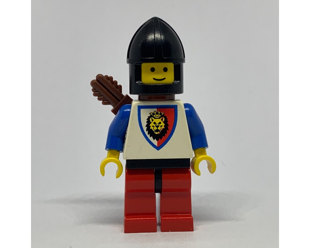LEGO Set fig-007110 Archer (Royal Knights) - Red Legs | Rebrickable ...