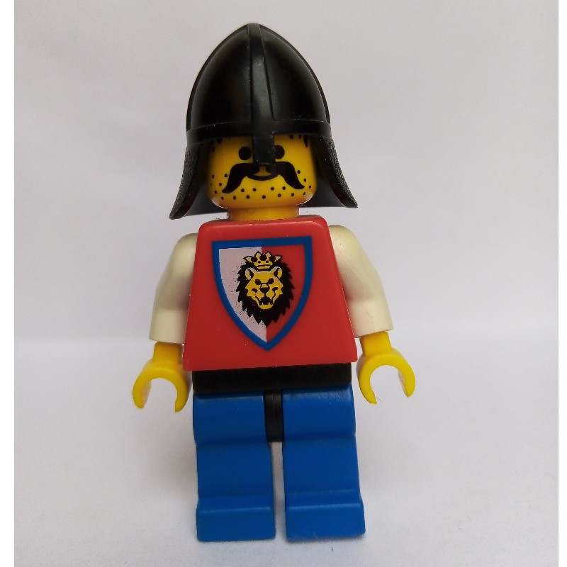 LEGO Set fig-007111 Knight (Royal Knights) - Blue Legs, Black Neck ...