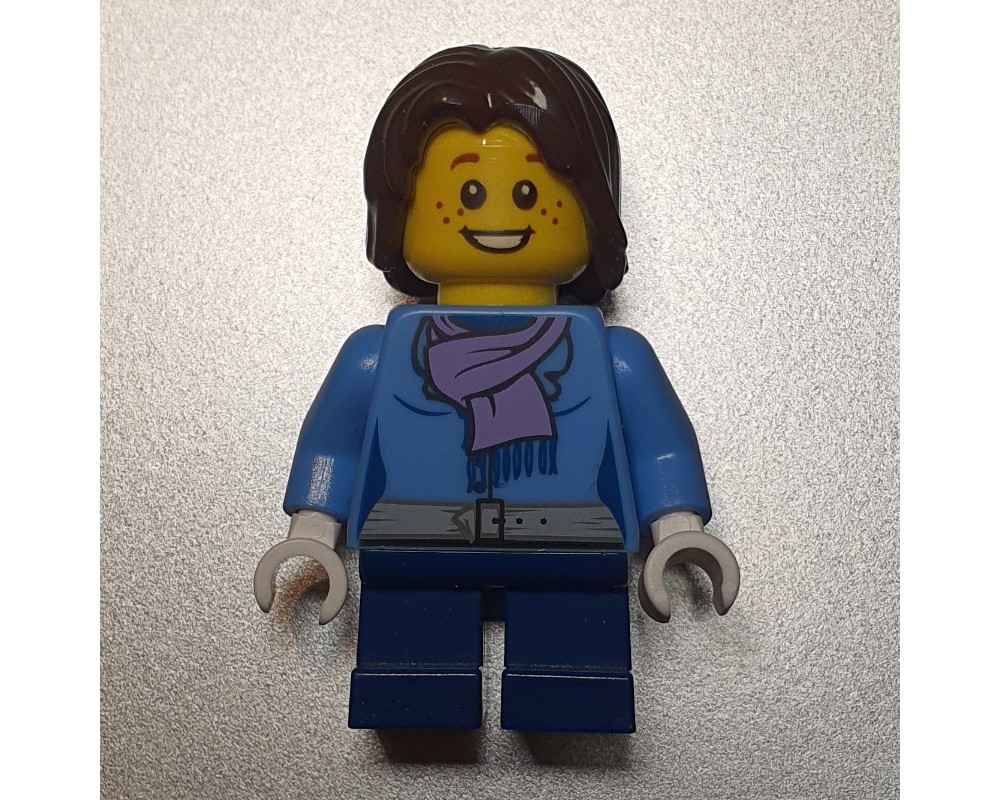 LEGO Set fig-007388 Girl, Medium Blue Jacket with Medium Lavender Scarf ...