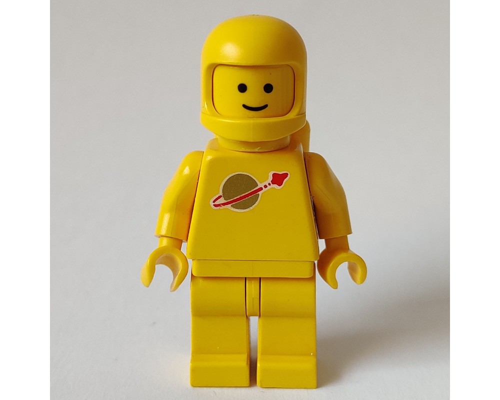 LEGO Set fig-007462 Classic Spaceman, Yellow with Airtanks (2446 Helmet ...