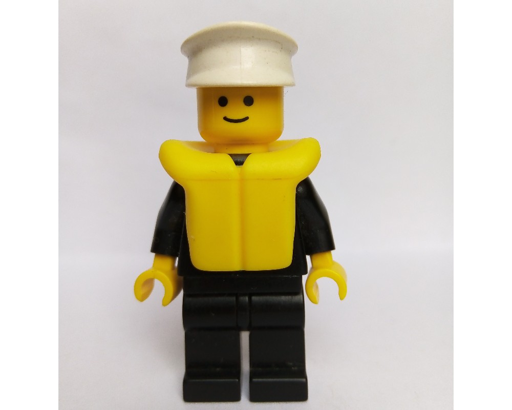 LEGO Set fig-008162 Policeman, Black Suit with Badge, White Hat, Yellow ...