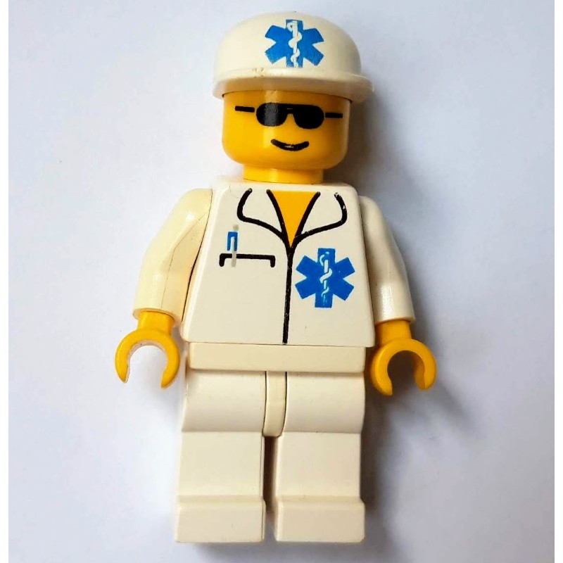 LEGO Set fig-008205 Axel - Doctor, White Shirt with Pocket and Star of ...