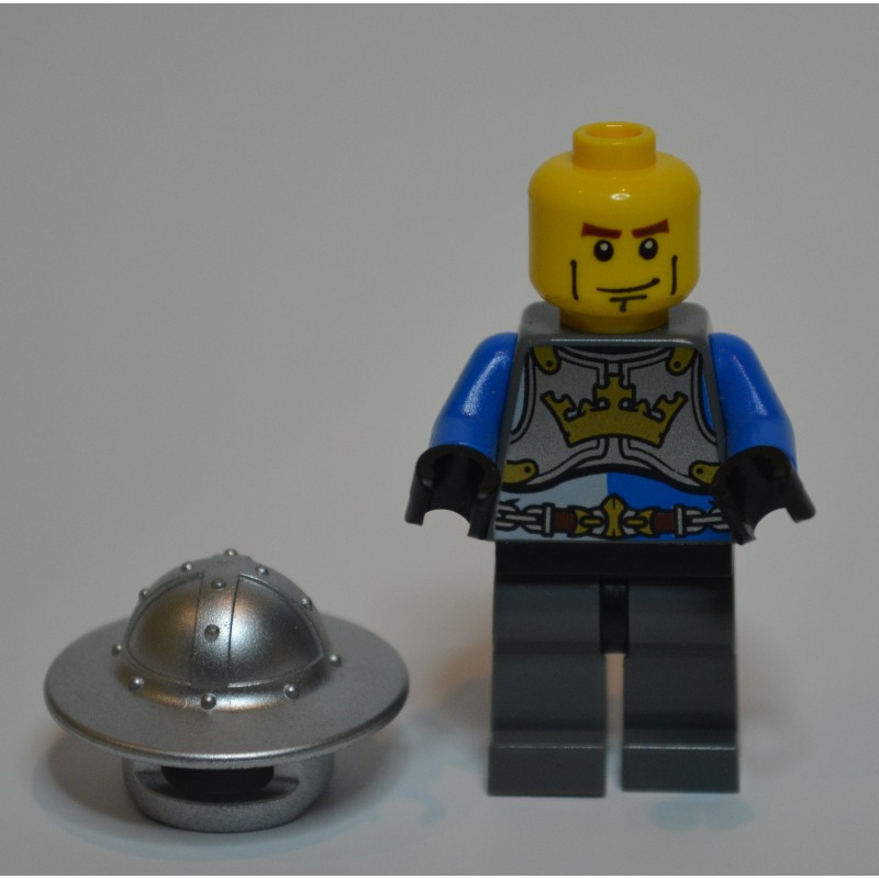 LEGO Set fig-010118 Knight, Blue, Wide Brim Helmet, Cheek Lines ...