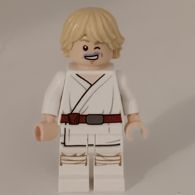 LEGO Set fig-010697 Luke Skywalker, White Robe, Blue Milk Mouth ...