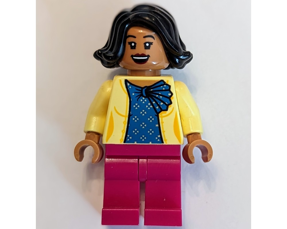 LEGO Set fig-013118 Kelly Kapoor | Rebrickable - Build with LEGO