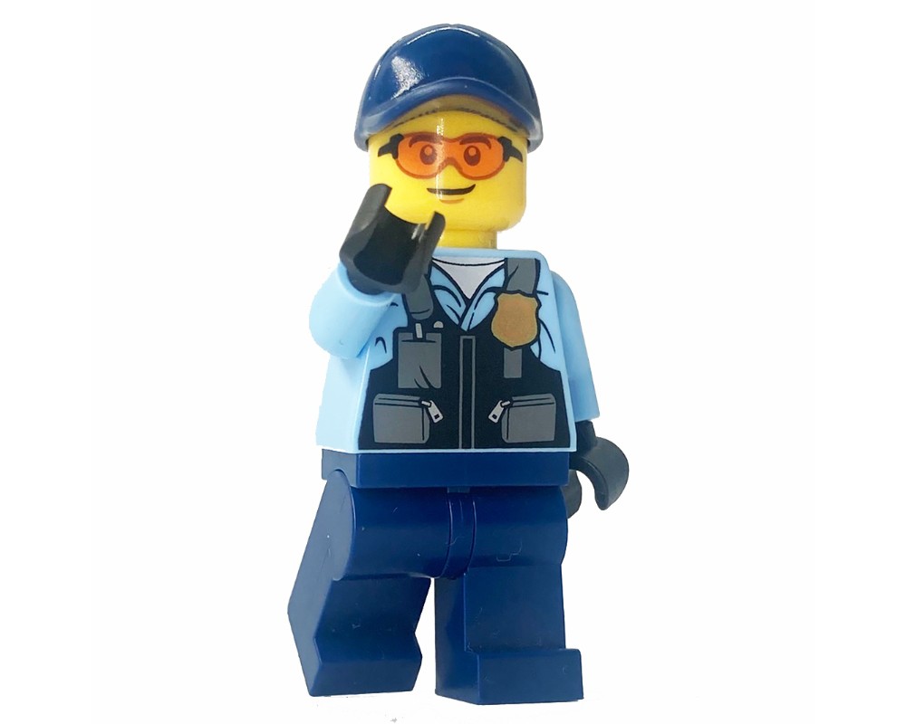 LEGO Set fig-013346 Police Officer, Bright Light Blue Shirt, Dark Blue ...