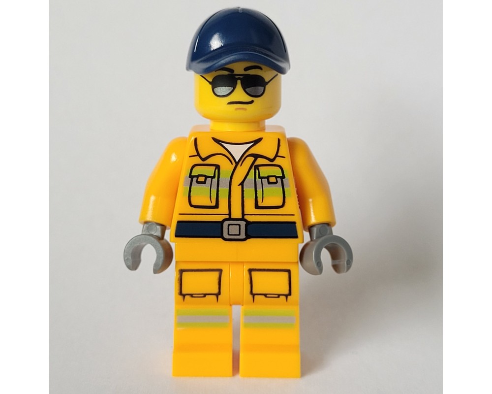 LEGO Set fig-013584 Firefighter, Bright Light Orange Fire Suit, Dark ...