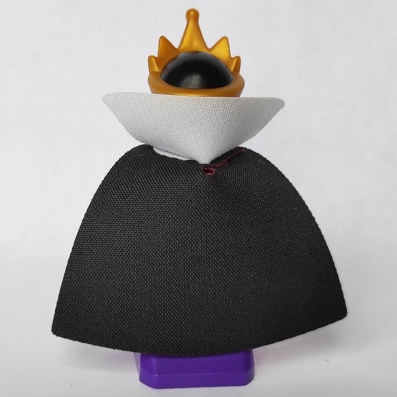 LEGO Set fig-013752 The Queen | Rebrickable - Build with LEGO