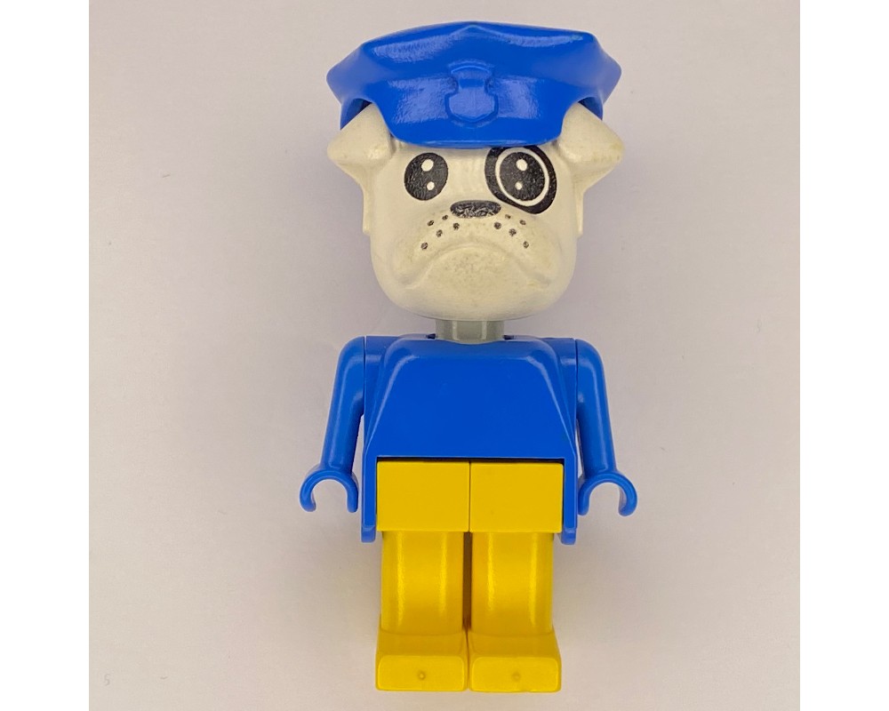 LEGO Set fig-014133 Boris Bulldog, White Head, Blue Torso, Yellow Legs ...