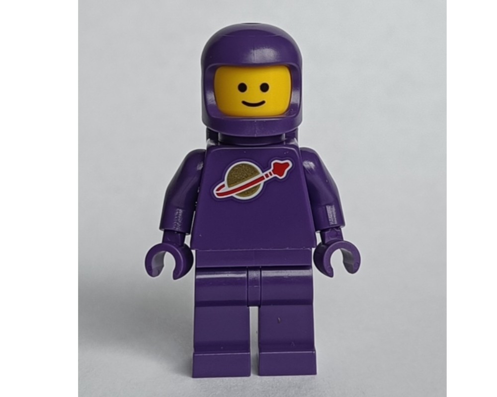 LEGO Set fig-014413 Classic Space, Dark Purple with Airtanks (The ...