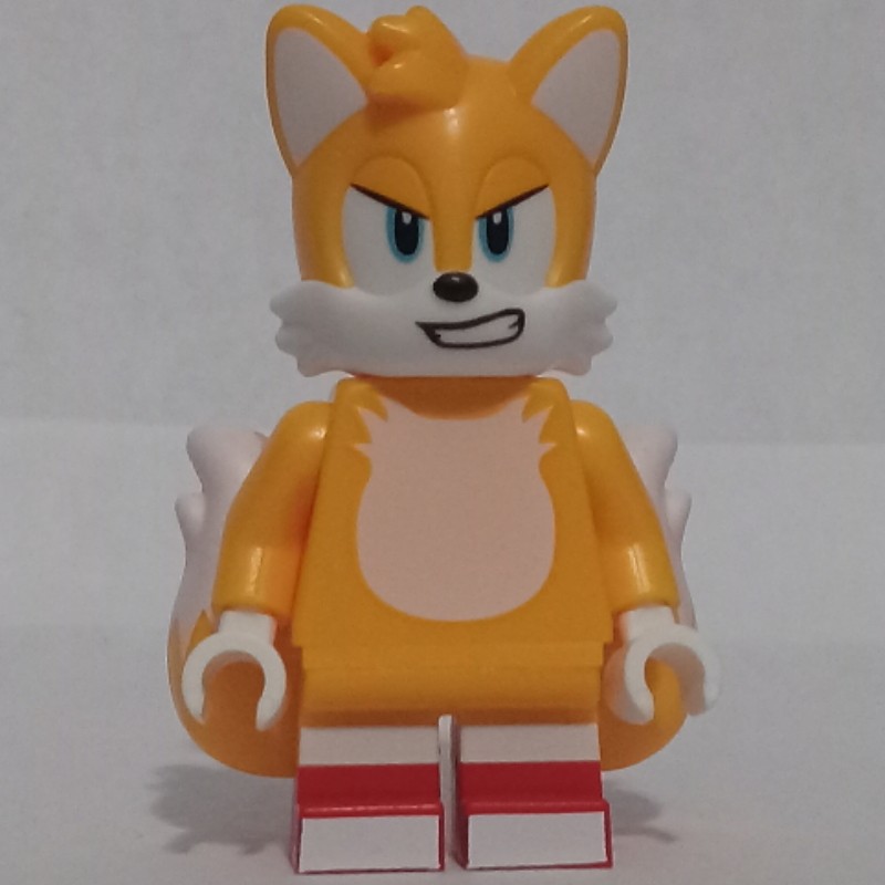 LEGO Set fig-015871 Miles 'Tails' Prower, Grumpy | Rebrickable - Build ...