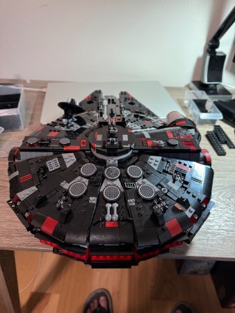 LEGO MOC The Falcon by BaufmanBricks | Rebrickable - Build with LEGO