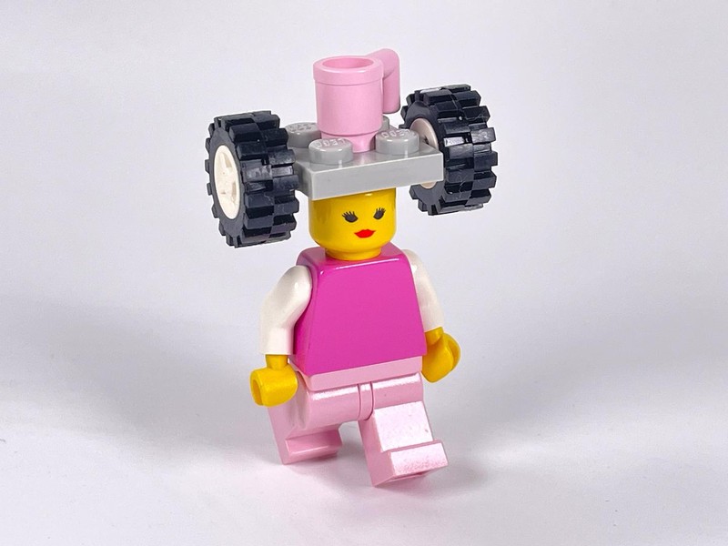 Into the Archives: 4161-1 - Girl's Freestyle Suitcase | Rebrickable ...