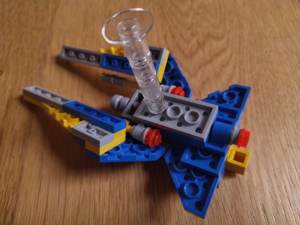 LEGO MOC 4417 Vic Viper by archivist of the attic | Rebrickable - Build ...