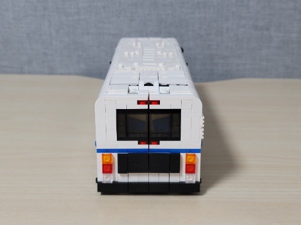 LEGO MOC-215382 Transformer Transit by wowblock | Rebrickable - Build ...