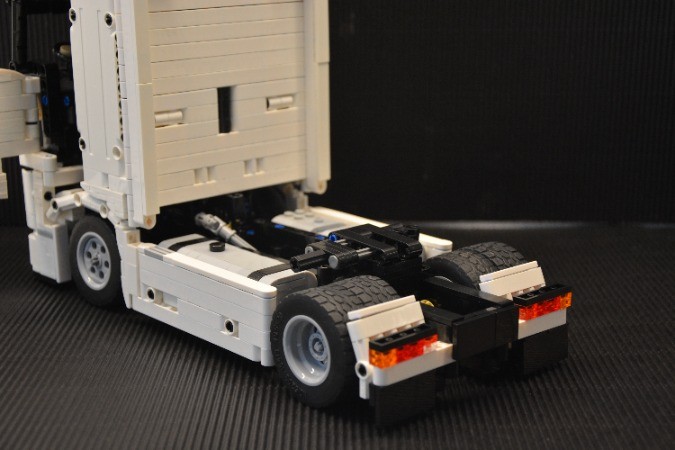LEGO MOC MERCEDES - BENZ ACTROS MP5 1:21 by BricKimi | Rebrickable ...