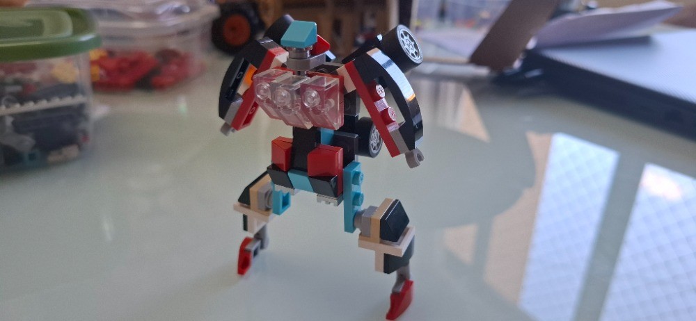 LEGO MOC-255268 31145 Transformer by Rovel | Rebrickable - Build with LEGO