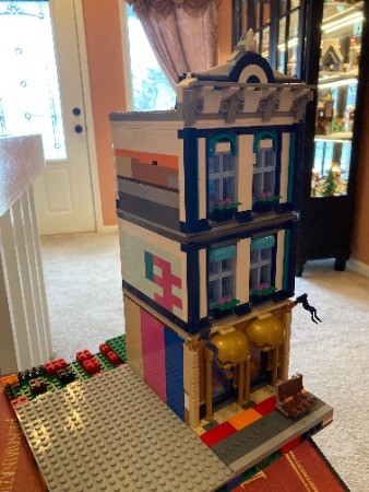 LEGO MOC Vinyl Store - Modification of Set 31141 by Brick Artisan | Rebrickable - Build with LEGO