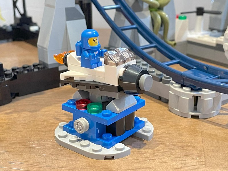 Review: 31142-1 - Space Roller Coaster | Rebrickable - Build with LEGO