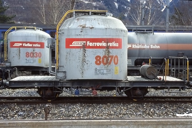 LEGO MOC Cement Wagon Uce 8070 RhB by manubricks | Rebrickable - Build ...