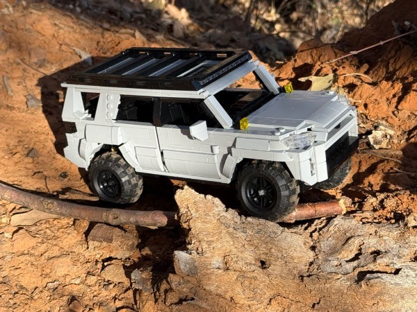 LEGO MOC Toyota 4runner by Turbo8702 | Rebrickable - Build with LEGO