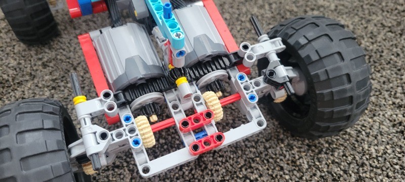 LEGO MOC-174875 RC rock crawler with XL motors! by lego Emmet 4 real ...