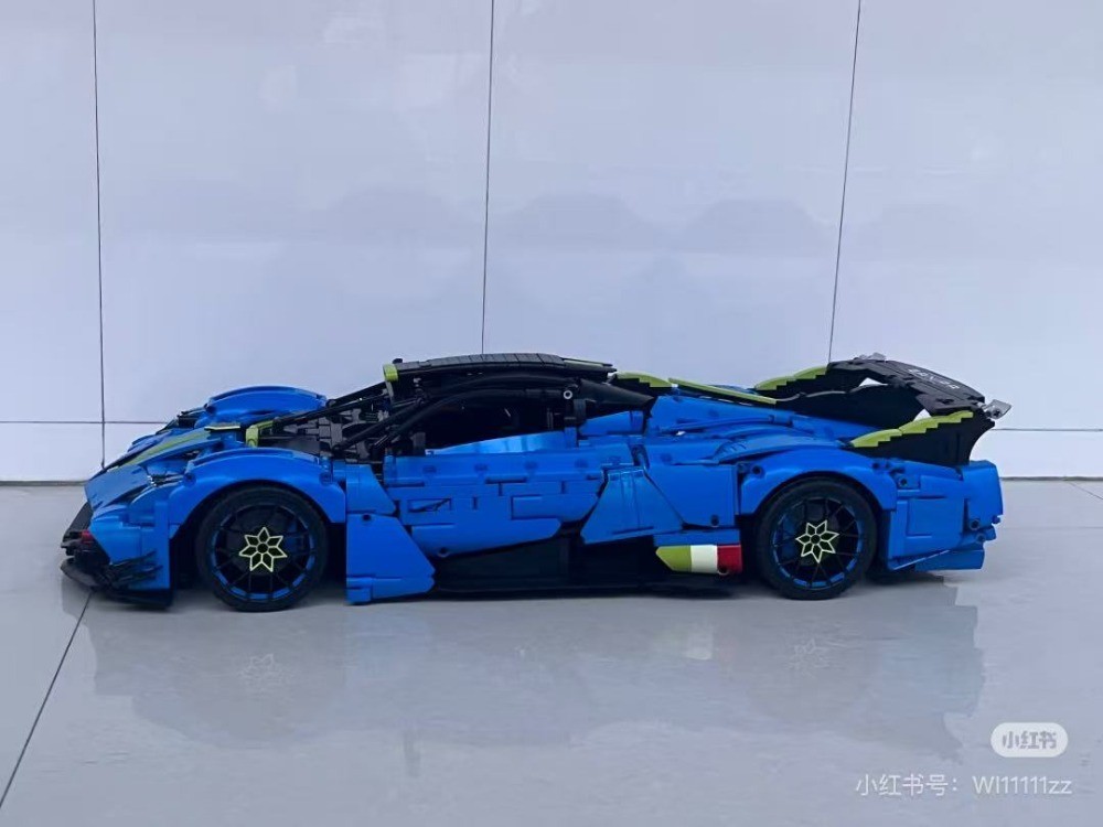 LEGO MOC Pagani Huayra R EVO by SKC_LEGO | Rebrickable - Build with LEGO