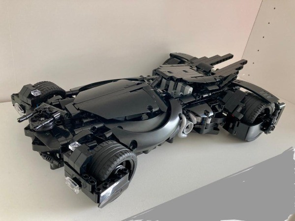 LEGO MOC Technic BvS Batmobile by CreationCaravan (Brad Barber ...