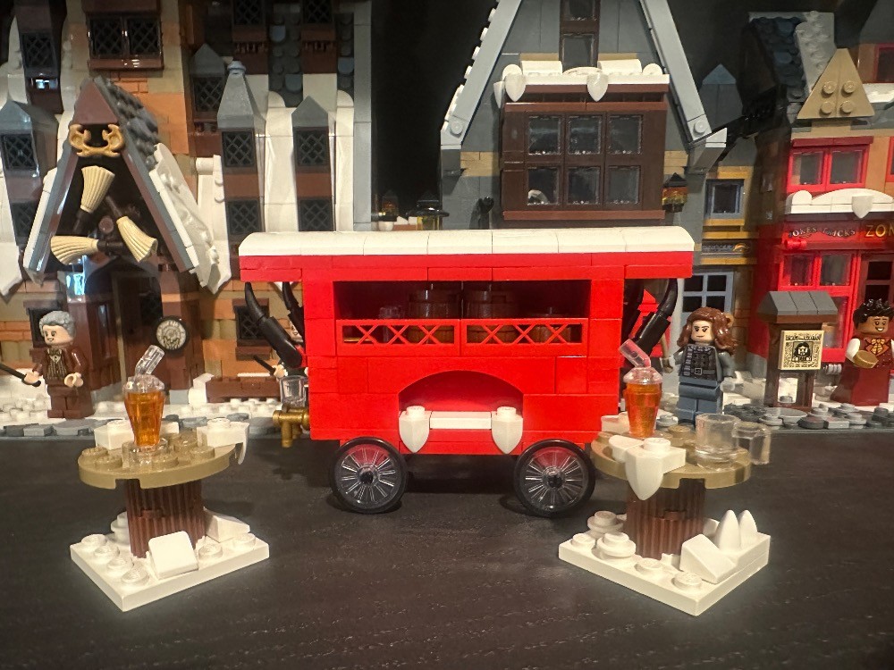 LEGO MOC-59962 Butterbeer Cart - SPX01 by ScarletPatronus | Rebrickable ...