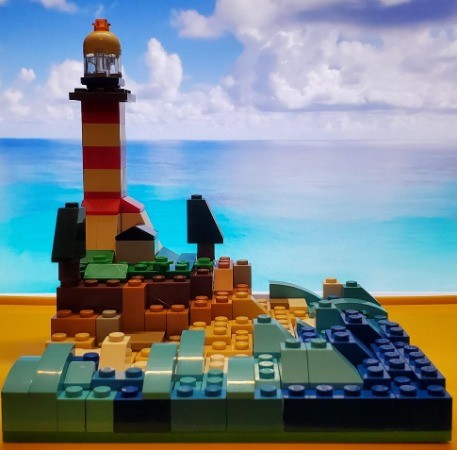 LEGO MOC Rotating Lighthouse by caribear | Rebrickable - Build with LEGO
