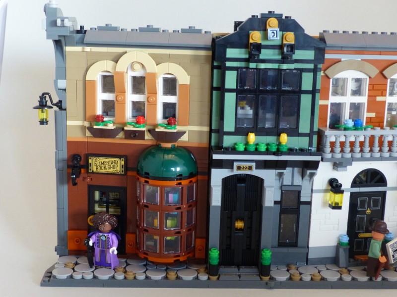 Review: 10351 - Sherlock Holmes Book Nook | Rebrickable - Build with LEGO