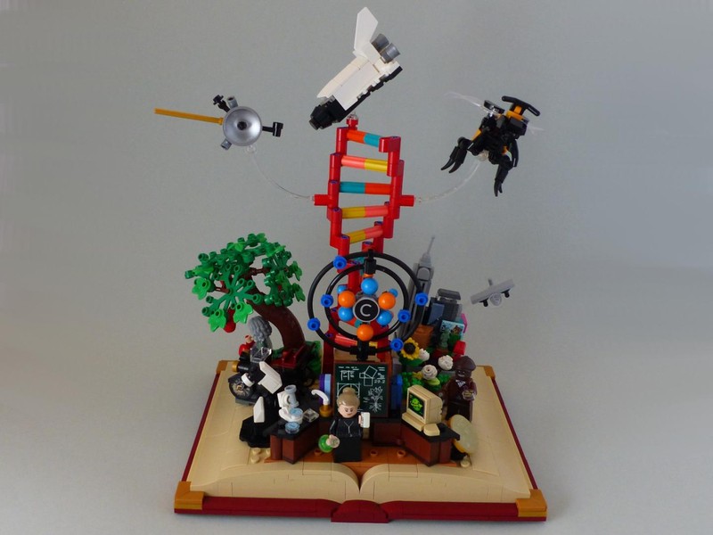 Review: 21355 - The Evolution of STEM | Rebrickable - Build with LEGO