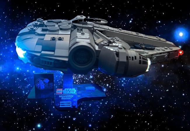 LEGO MOC-180321 MOC - PiXEL-DANs "SOLO FALCON" / MIDI SIZED but UCS ...