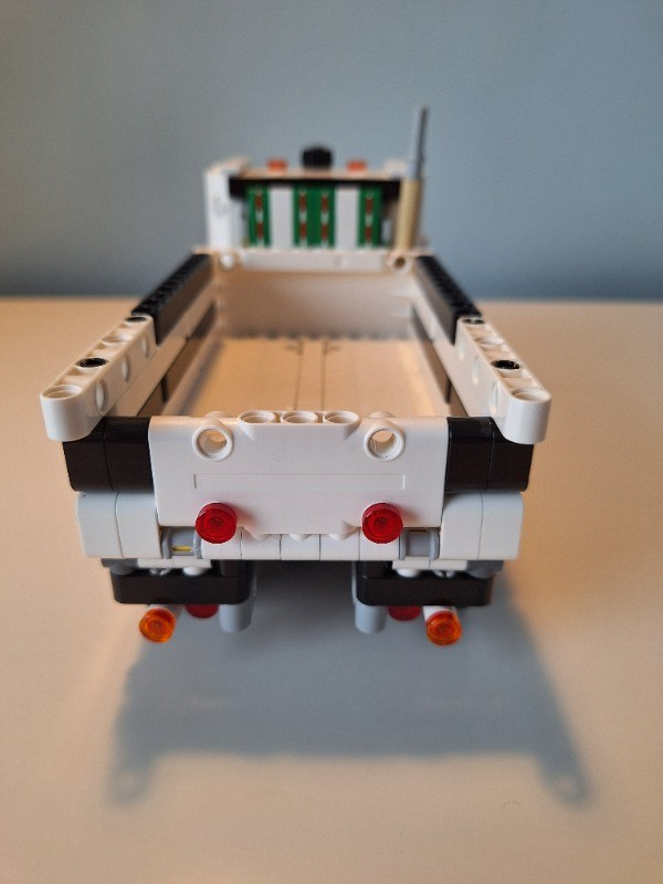 LEGO MOC 42167 alt Mack Dumptruck by przemoe | Rebrickable - Build with ...