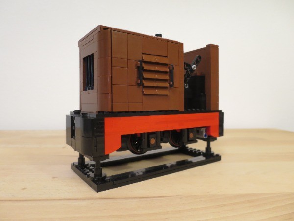 LEGO MOC Stand for the MOC Field railway diesel locomotive based on LKM ...