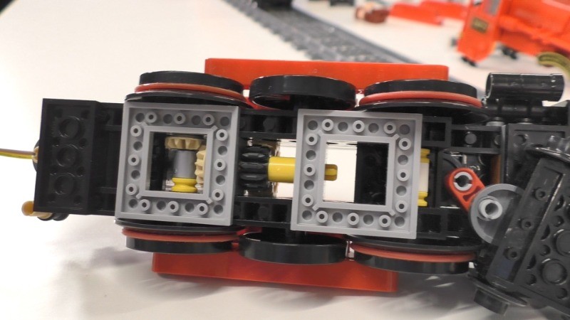 LEGO MOC Motorised Modification for Hogwarts Express 76423 by ...