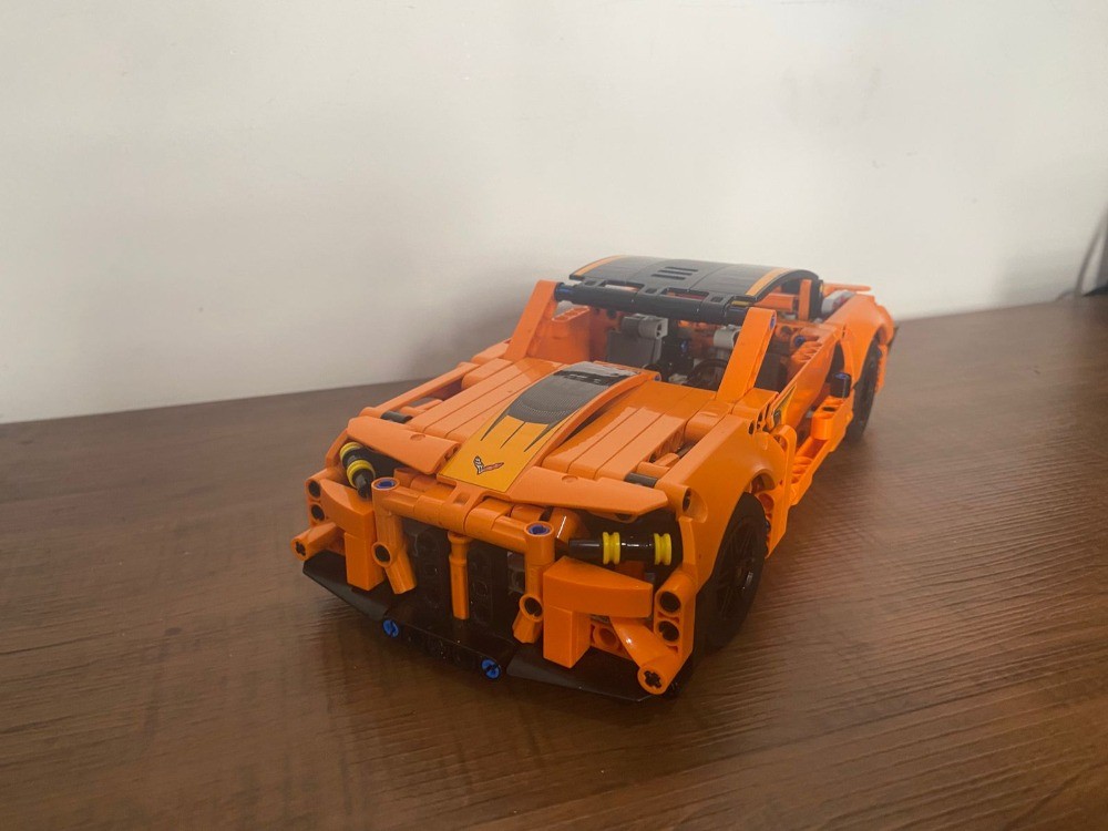 LEGO Set 42093-1 Chevrolet Corvette ZR1 (2019 Technic) | Rebrickable ...