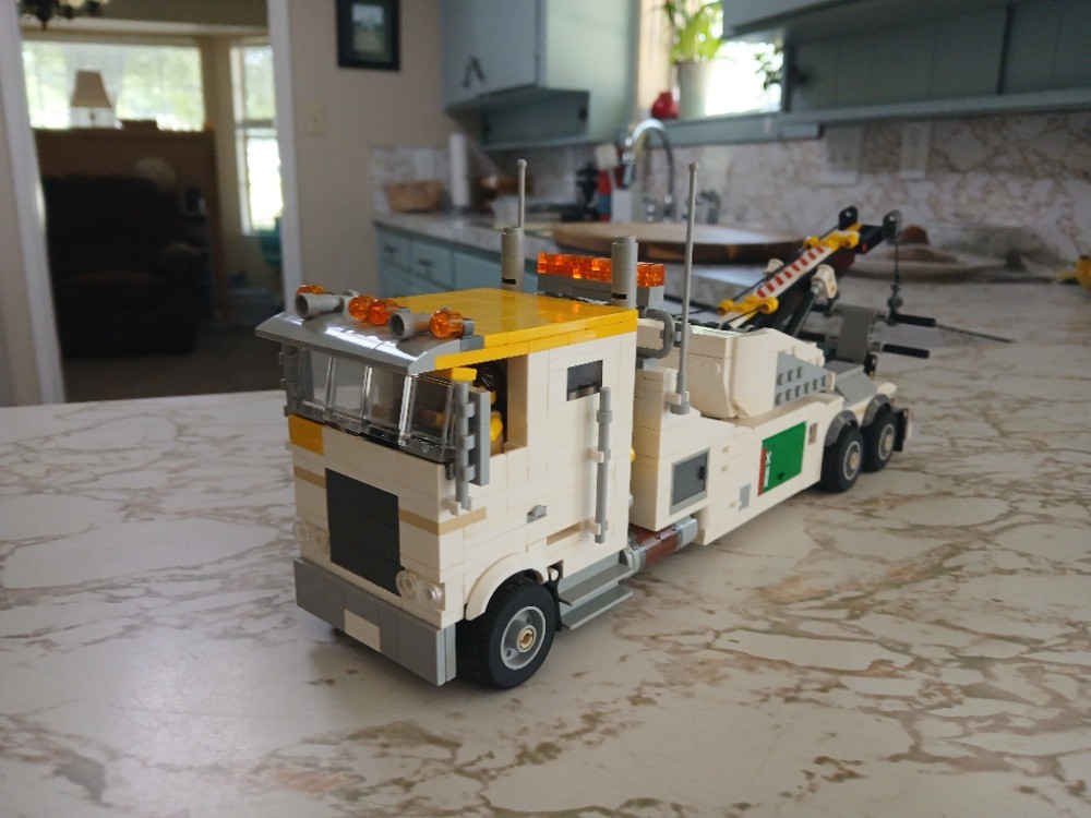 LEGO MOC-222773 Sleeper 48' Fairing Truck by Brick Dude | Rebrickable ...