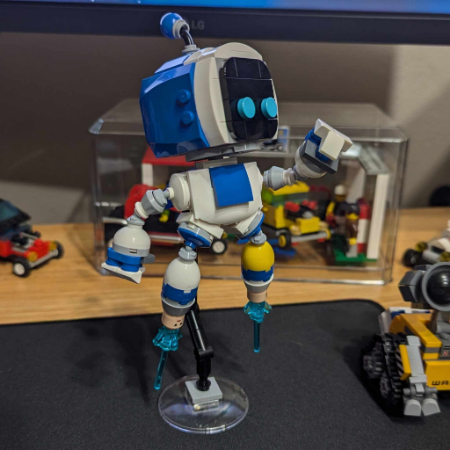 LEGO MOC-196011 Astro Bot by curtydc | Rebrickable - Build with LEGO