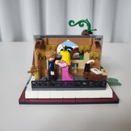 LEGO MOC Shall we dance? (40595 + 40690 Alternate build) by Hogi_castle ...