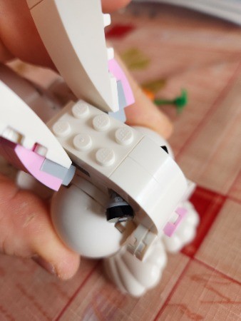 LEGO Set 31133-1 White Rabbit (2023 Creator > Creator 3-in-1 ...