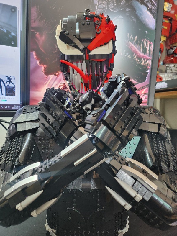 LEGO MOC 76215 Black Panther Bust - Alternate Build by Ransom_Fern ...