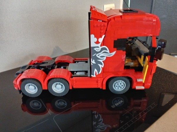 LEGO MOC SCANIA R730 (v2.0) by OwnGaming | Rebrickable - Build with LEGO