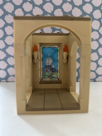 LEGO MOC-143931 Hogwarts stained glass window corridor by ...