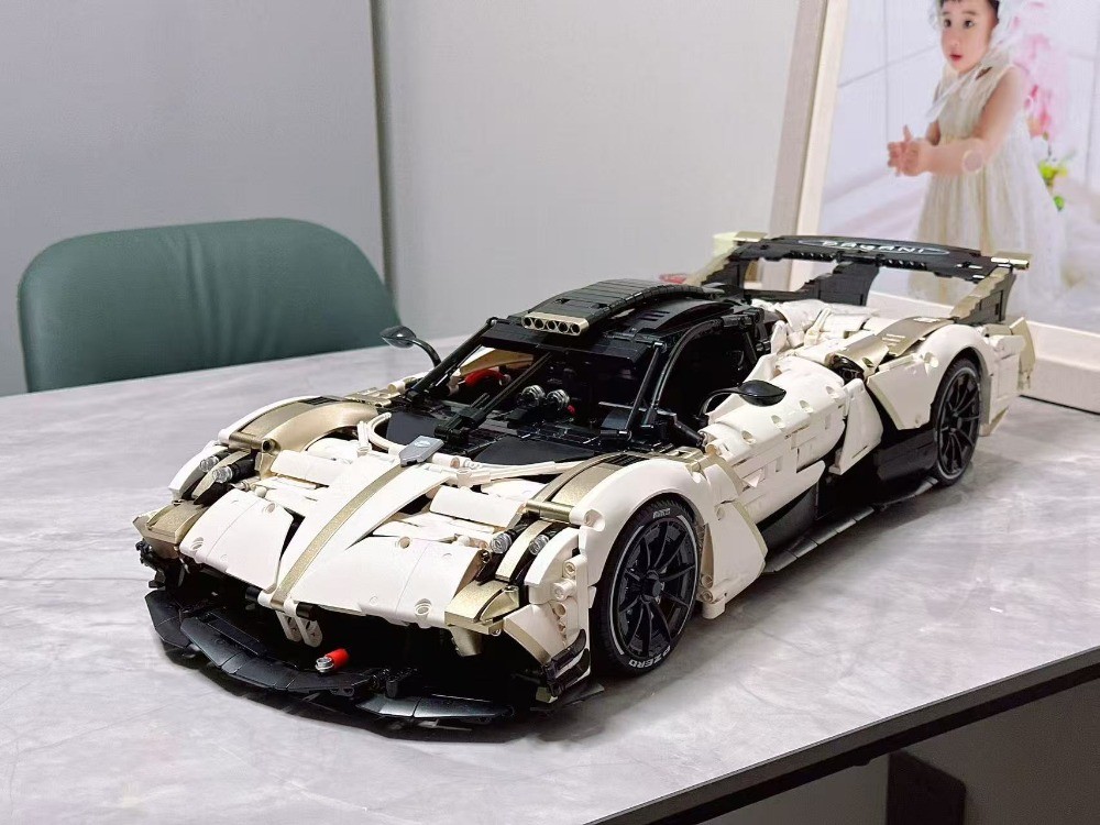 LEGO MOC Pagani Huayra R EVO by SKC_LEGO | Rebrickable - Build with LEGO