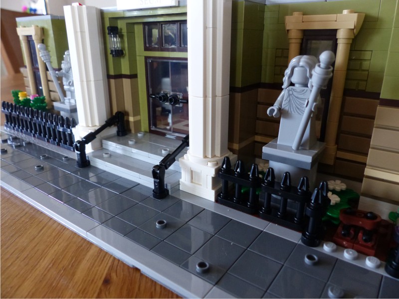 Review: 10326-1 - Natural History Museum | Rebrickable - Build with LEGO