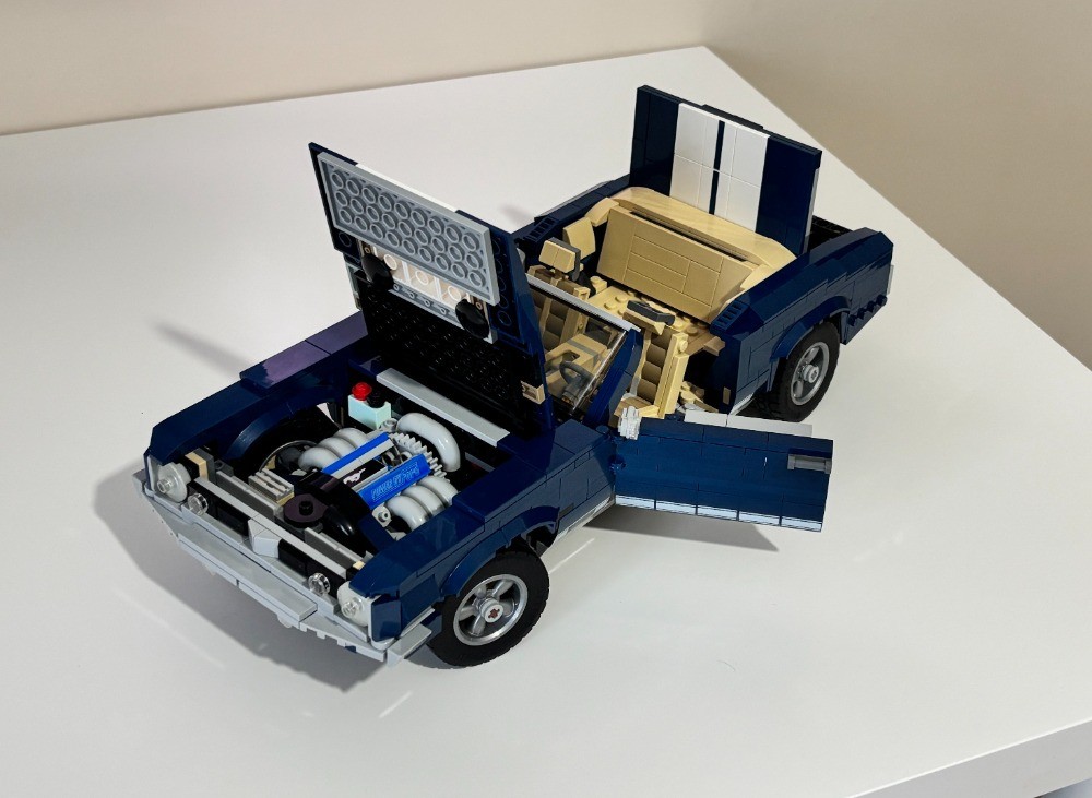 LEGO MOC-247508 10265 Plymouth Cuda by Kirvet | Rebrickable - Build ...
